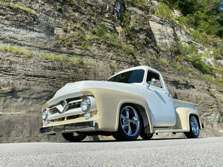 1954 Ford F100 Custom [restored with lot of interesting upgrades ...