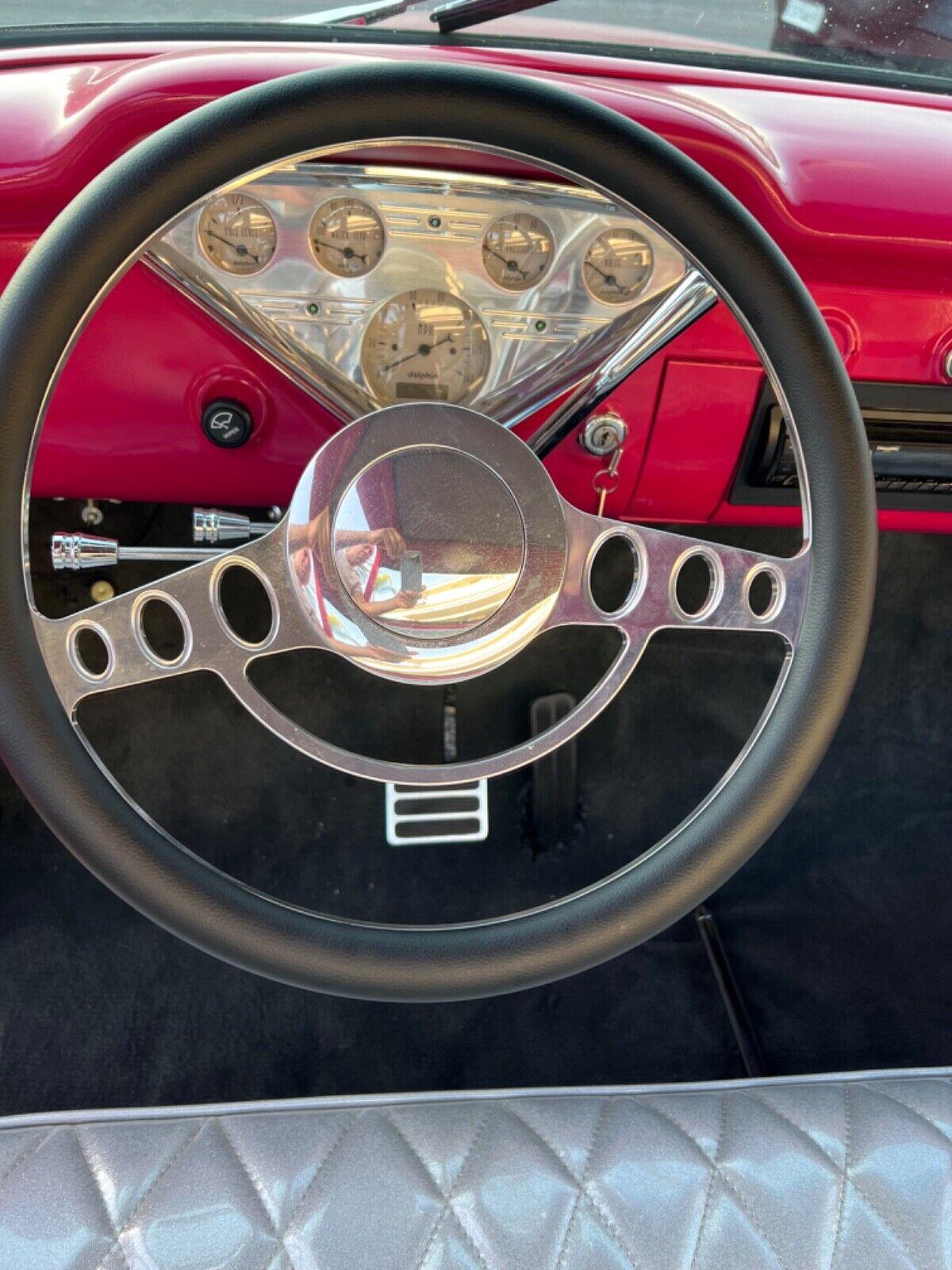 1955 Chevrolet 3100 Pick Up Big Window Disc Automatic Power steering ...