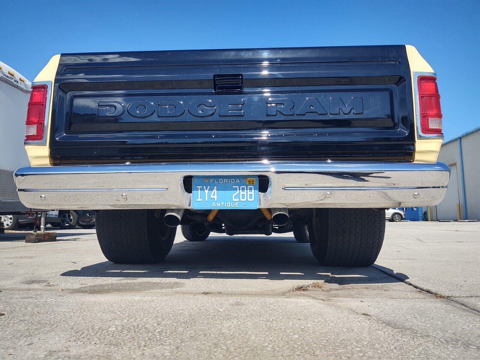 1985 Dodge D100 short bed pick up hot rod for sale